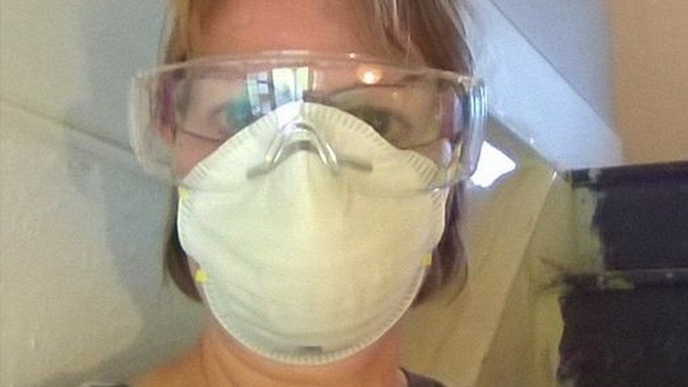 Turnip Prize 2020: 'Lockdown' wins spoof art competition - BBC News