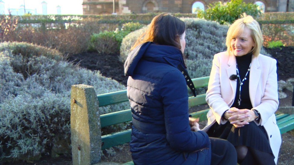 Elizabeth Smith: 'My world just collapsed' - BBC News