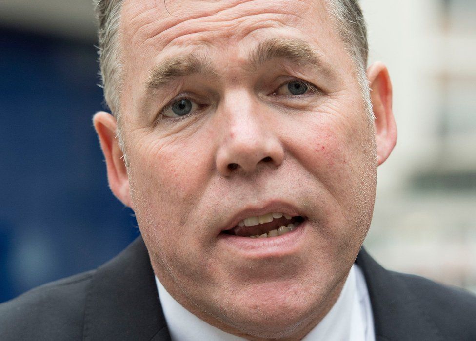 Stephen Lawrence officer had 'case to answer' over undercover meeting ...