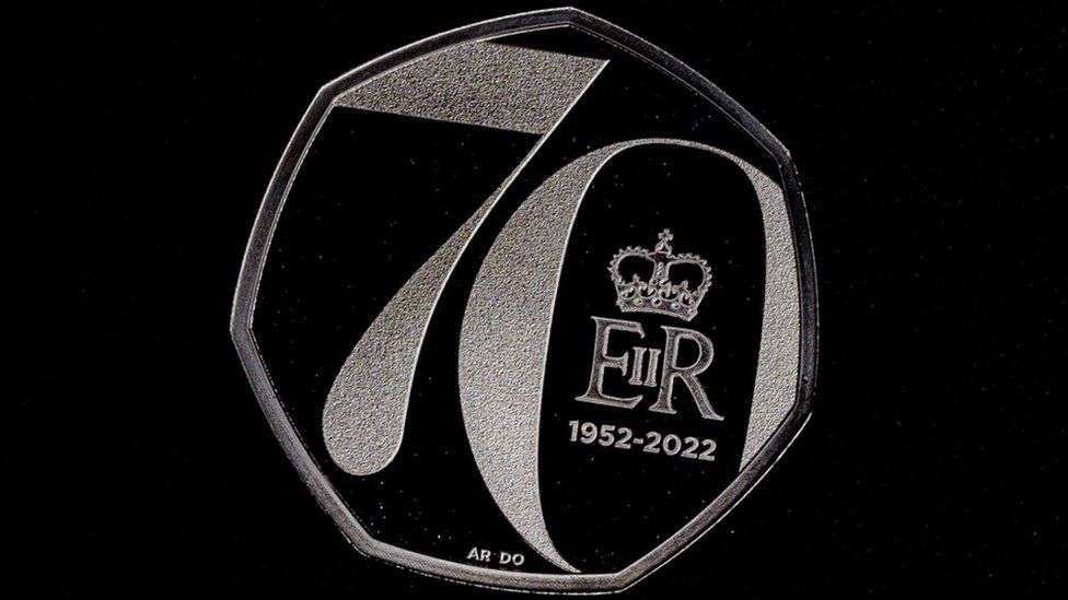 Queen's Platinum Jubilee: New 50p coin to be released in February 2022 ...
