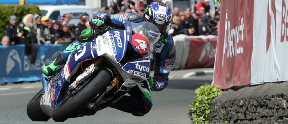 Isle of Man TT: Your Top 10 riders of the past 30 years revealed - BBC ...
