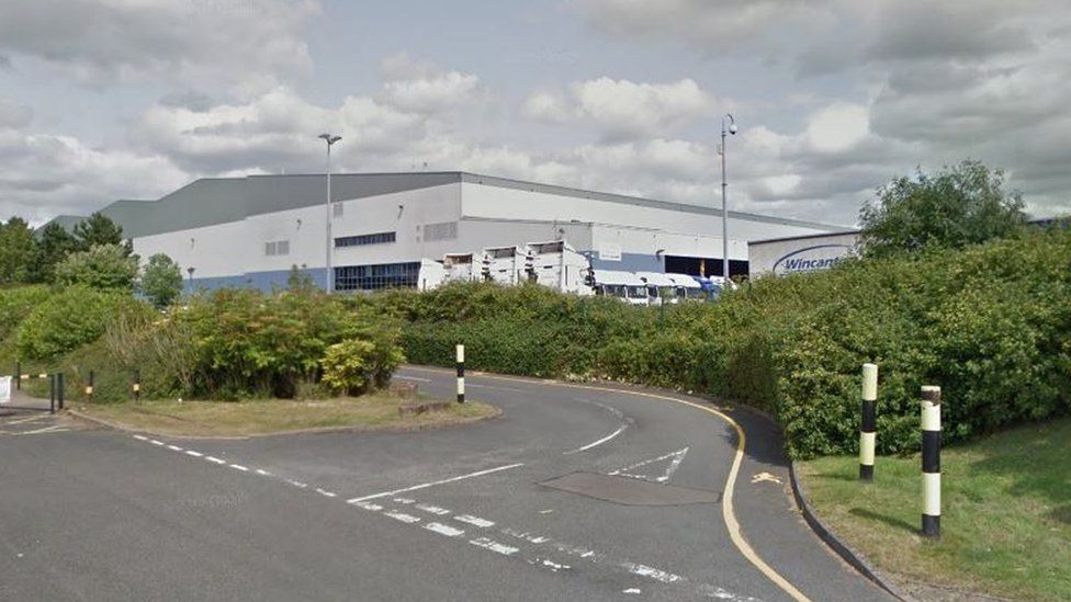 Wincanton jobs at risk after supply firm loses Ribena deal - BBC News