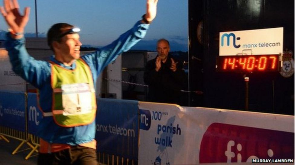 Parish Walk 2016: 1,400 start 85-mile challenge - BBC News