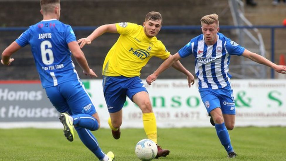 Ryan Waide: Ballymena United sign forward from Linfield - BBC Sport