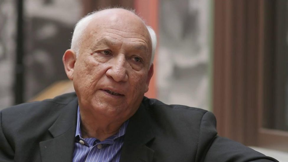 California governor signs law for clean energy by 2045 - BBC News