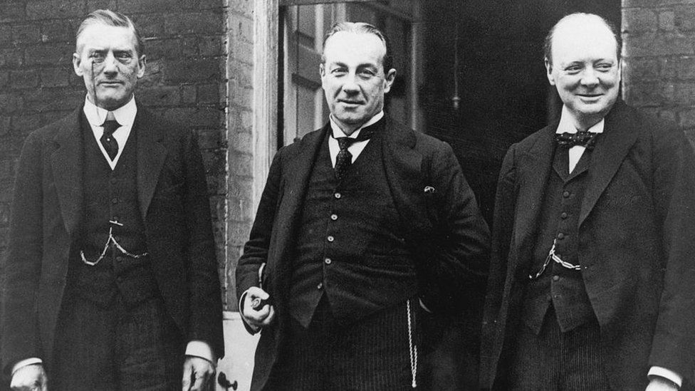 Westminster's unhappy families - BBC News