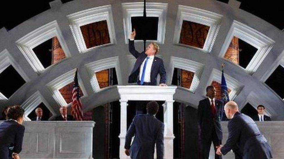 Tony Awards: Donald Trump targeted at Kevin Spacey-hosted show - BBC News