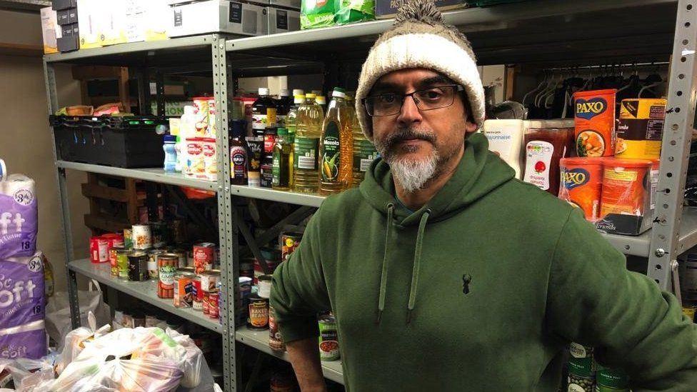 'Exhausted' Gloucester food charity founder to take a break - BBC News