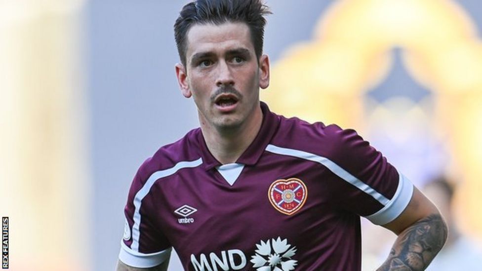 Jamie Walker: Bradford City sign Hearts winger on loan - BBC Sport