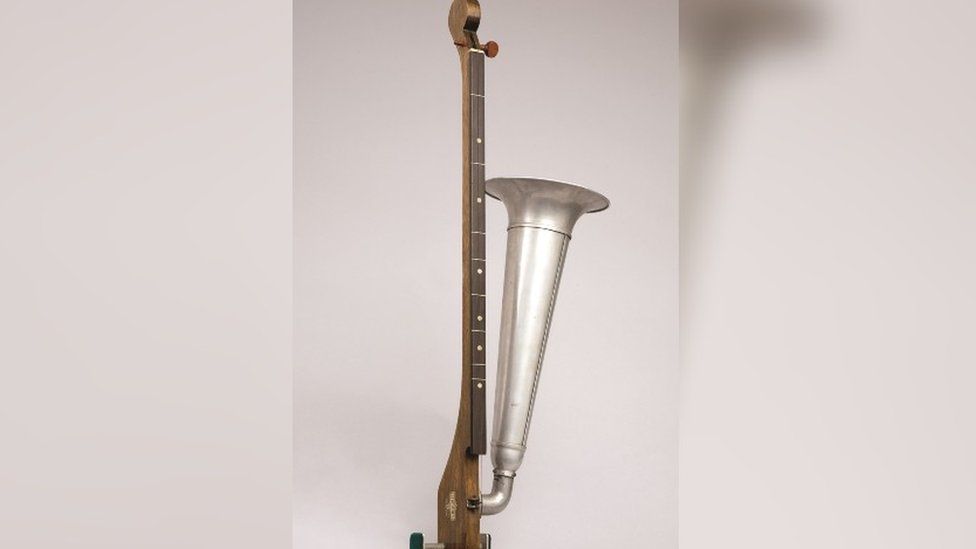 Rare trove of musical curiosities goes on display in Manchester - BBC News