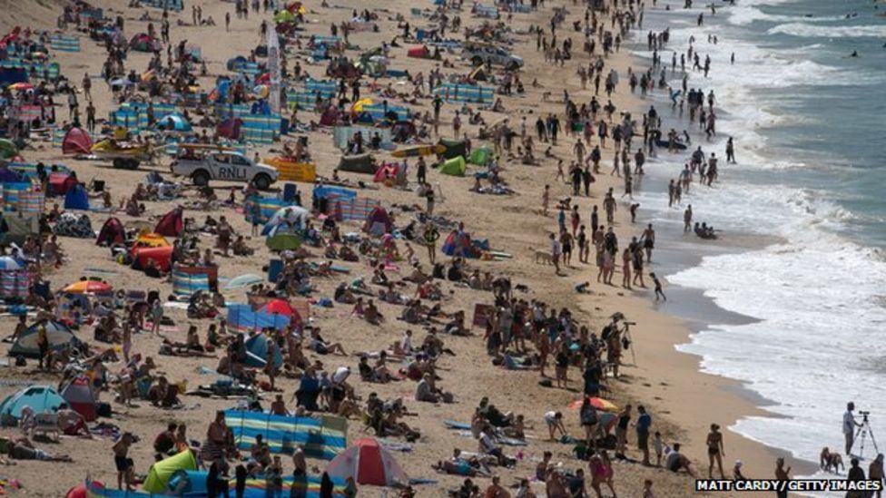 Raw sewage 'discharged at Cornwall and Devon beaches' - BBC News