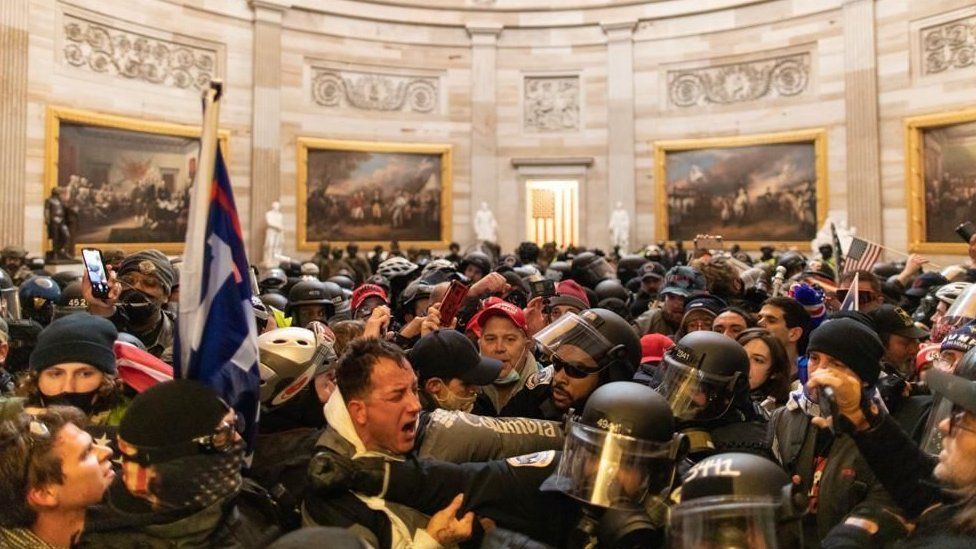 Washington DC riots: What happens next to Donald Trump? - BBC Newsround