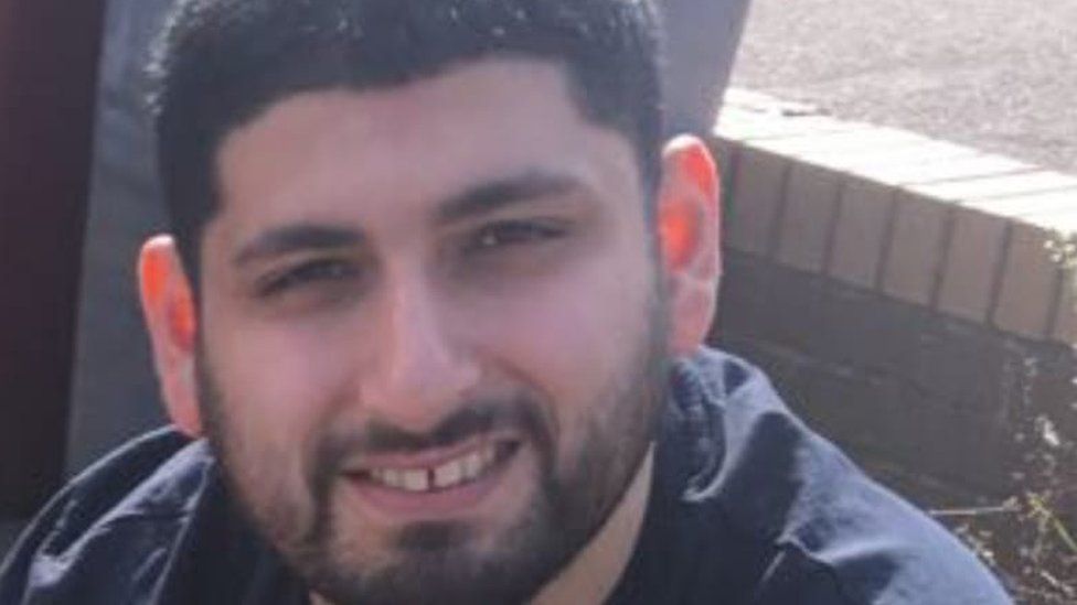 Raheem Hanif: Four jailed over ambush killing - BBC News