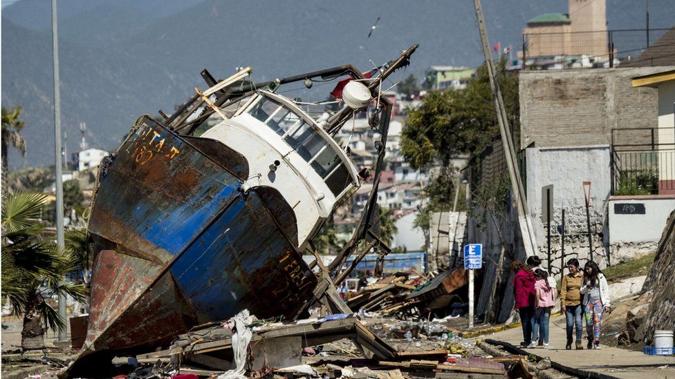 Chile quake: State of emergency declared for Coquimbo - BBC News