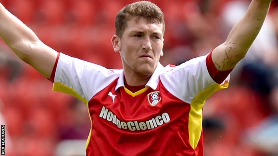 Scunthorpe United: Richard Smallwood, Jonny Margetts and Harry Toffolo ...