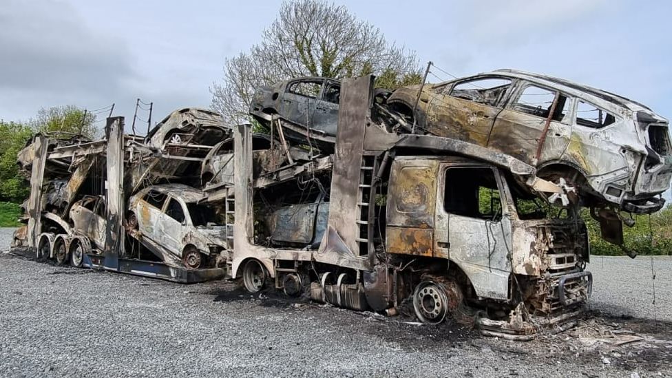 Dungannon: Transporter and 11 vehicles destroyed in suspected arson ...