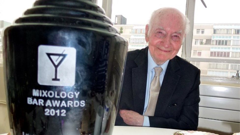 Belfast barman who served cocktails to the stars dies aged 93 - BBC News