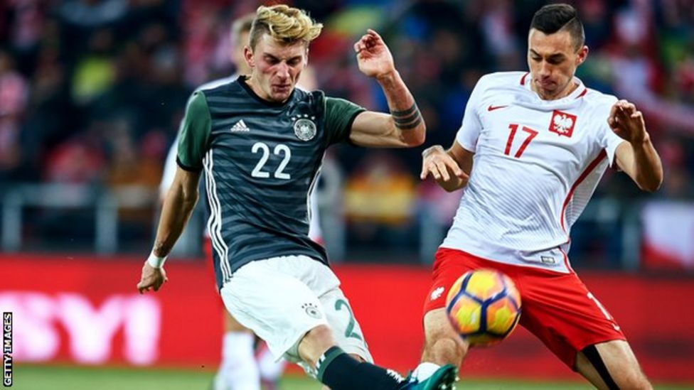 Jaroslaw Jach: Crystal Palace sign Poland centre-back from Zagłebie ...