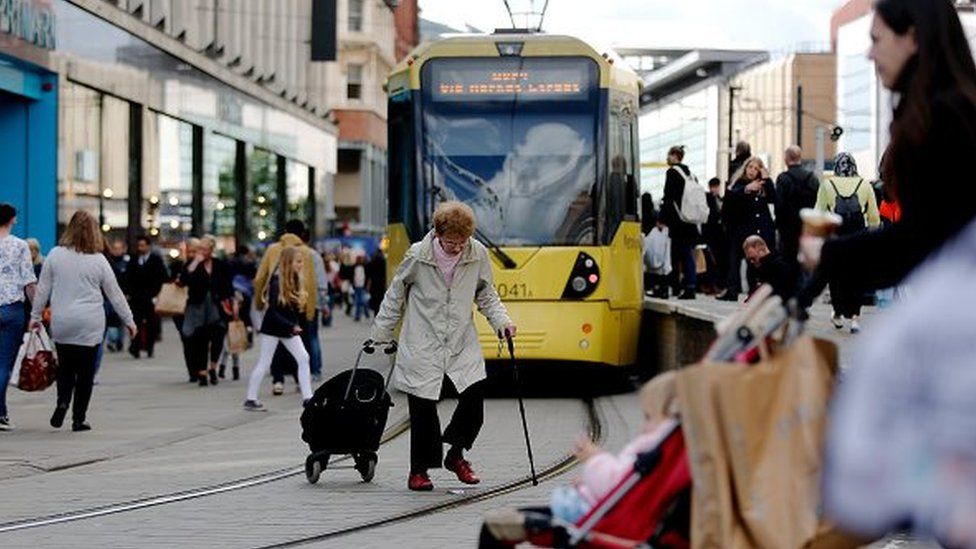 Manchester transport changes to cope with events - BBC News