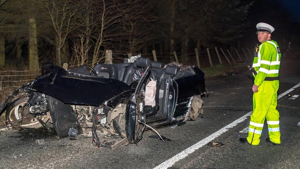 Woman in hospital after serious A90 crash near Lonmay - BBC News