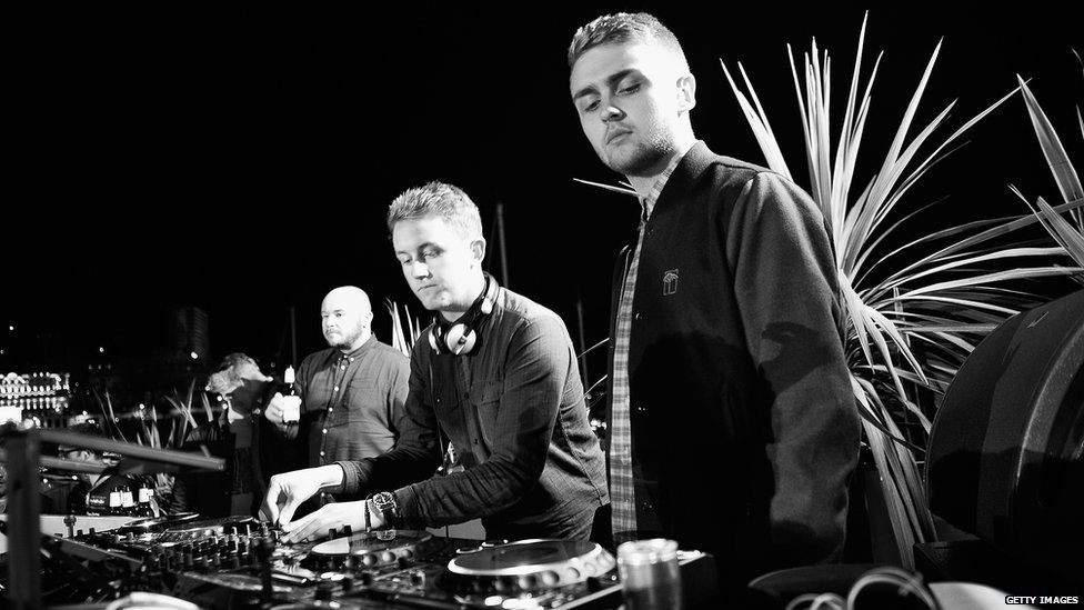 Lion Babe: Mark Ronson is our homie - BBC News