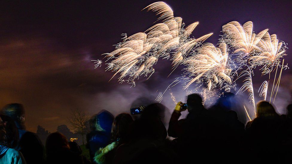Your pictures: Bonfire night - BBC News