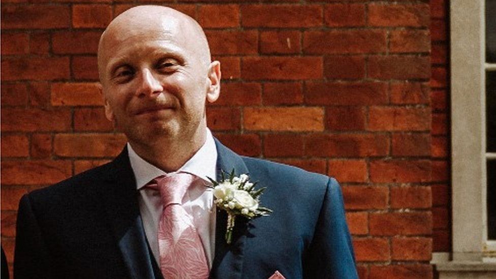 Death of campaigning journalist prompts NHS serious case review - BBC News