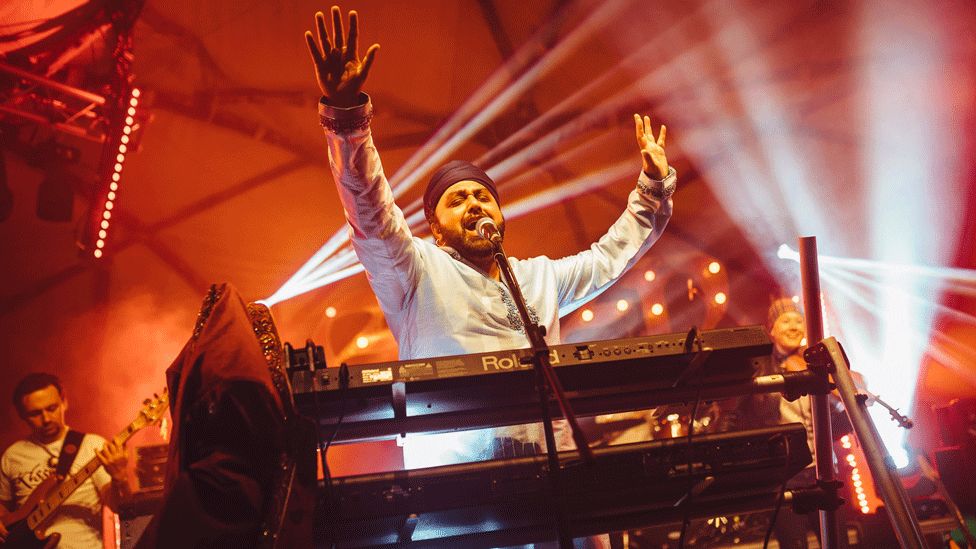 In pictures: Eden Festival on the Raehills Estate near Beattock - BBC News