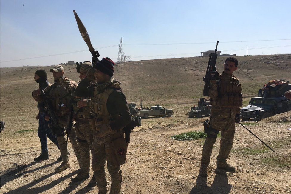 Attack on west Mosul: Inside Iraq offensive on IS - BBC News