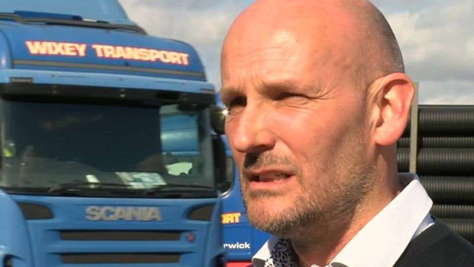 Fuel prices: Warwickshire transport charity worried over costs - BBC News