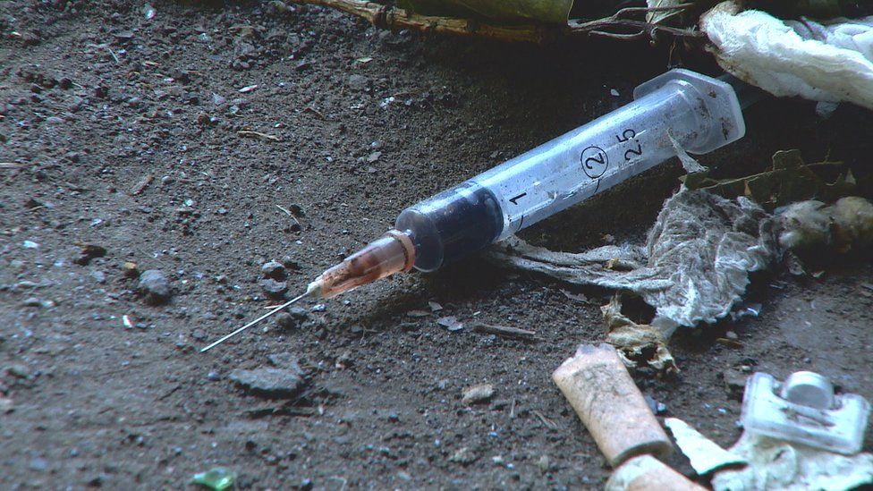 Mental illness and trauma blamed for rising drug deaths - BBC News