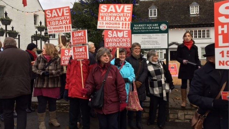 Swindon libraries campaigners 'need more time' - BBC News