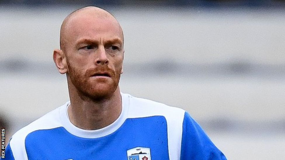Jason Taylor: Barrow midfielder signs new deal to become player-coach ...