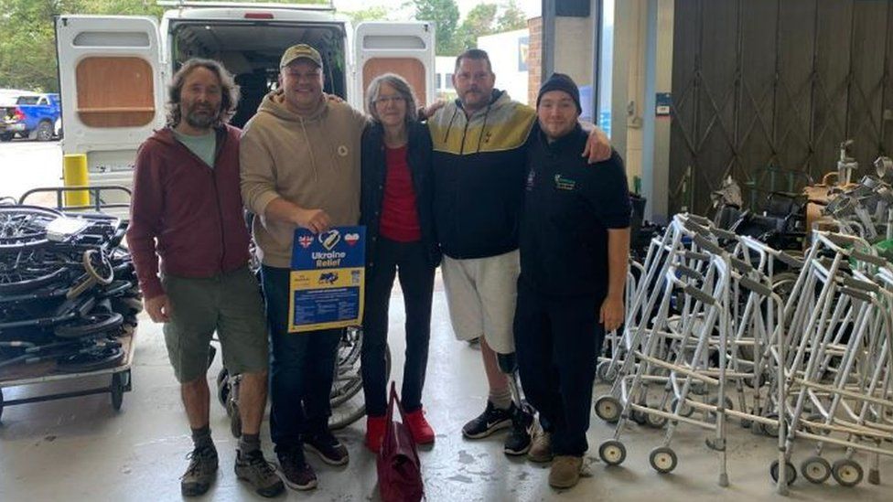 Ukraine: Charity sends mobility aids to hospitals - BBC News