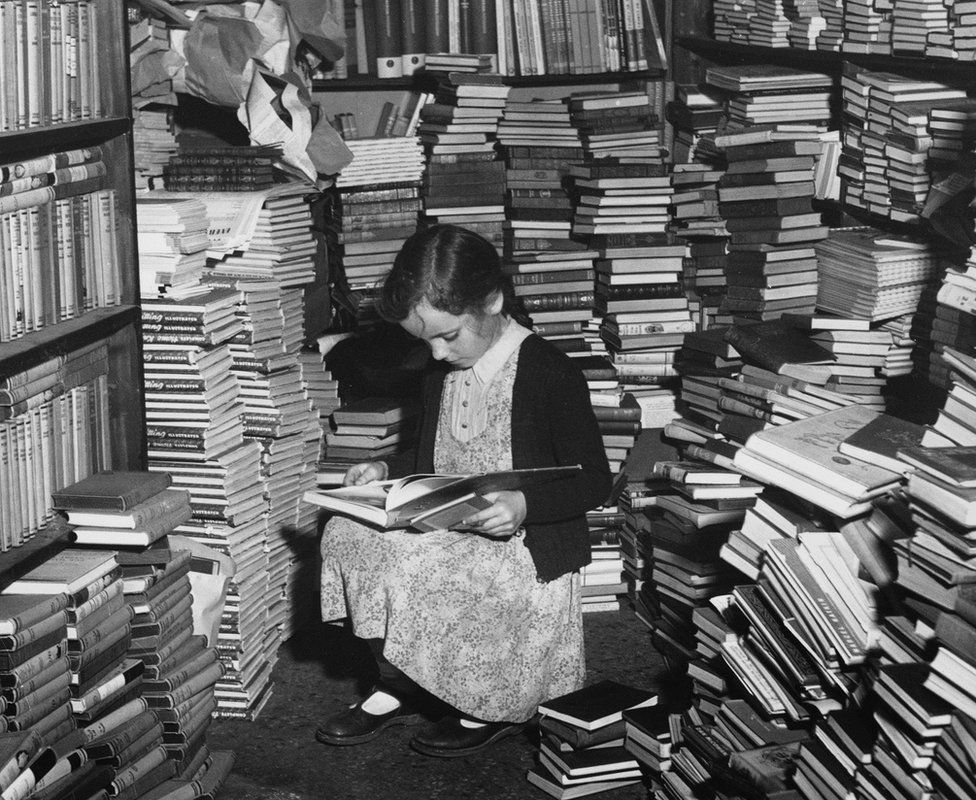 100 Women: The girl who was loved by books - BBC News