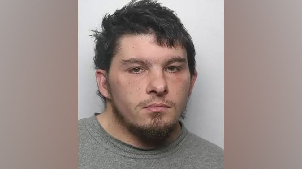 Doncaster: Steven Ling jailed for beating to death man who broke into ...