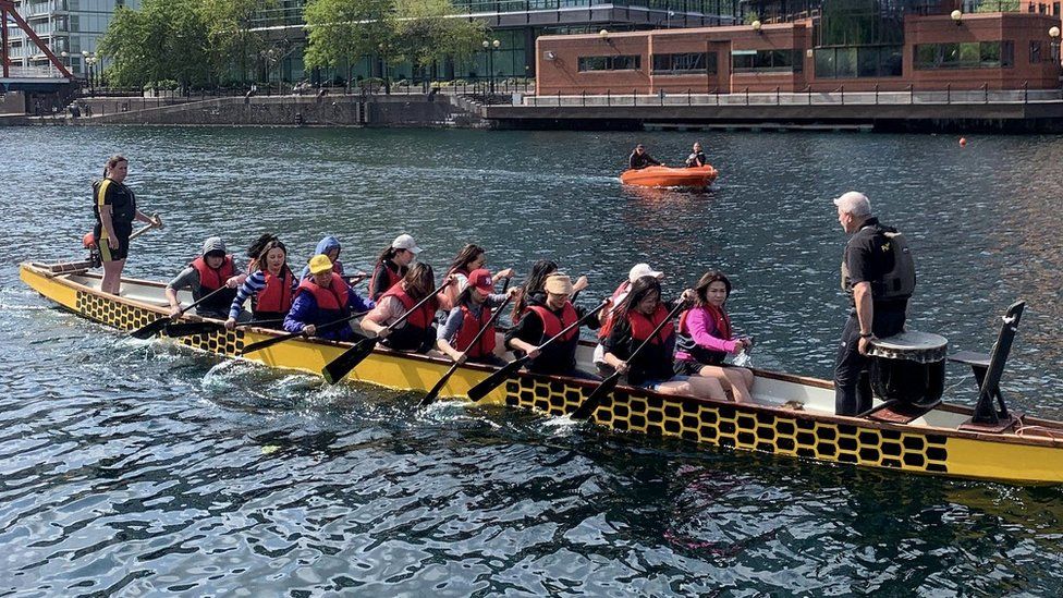 Salford Dragon Boat Festival attracts large crowds - BBC News
