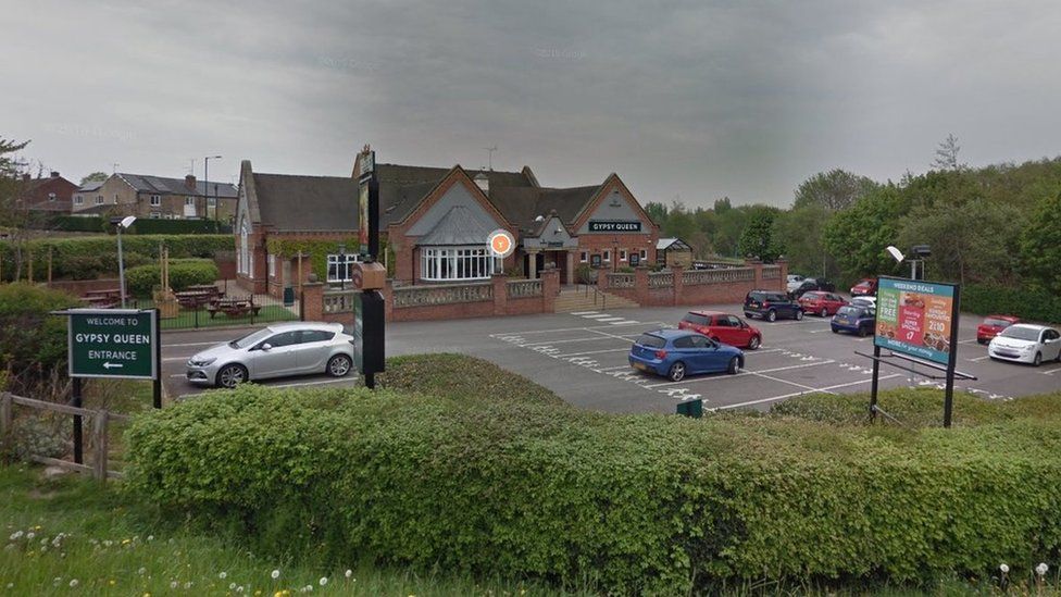Sheffield Boxing Day pub stabbing: Man, in 20s, dies after attack - BBC ...