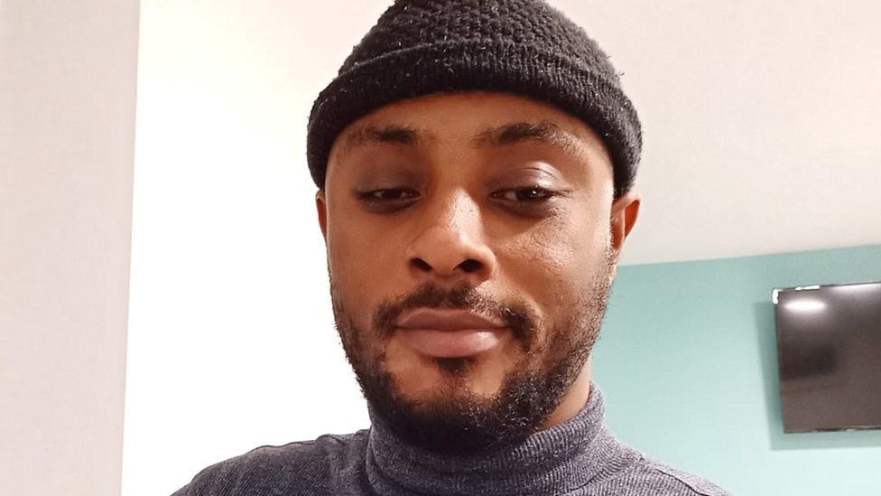 Student travel: 'A relief to get back home' - BBC News