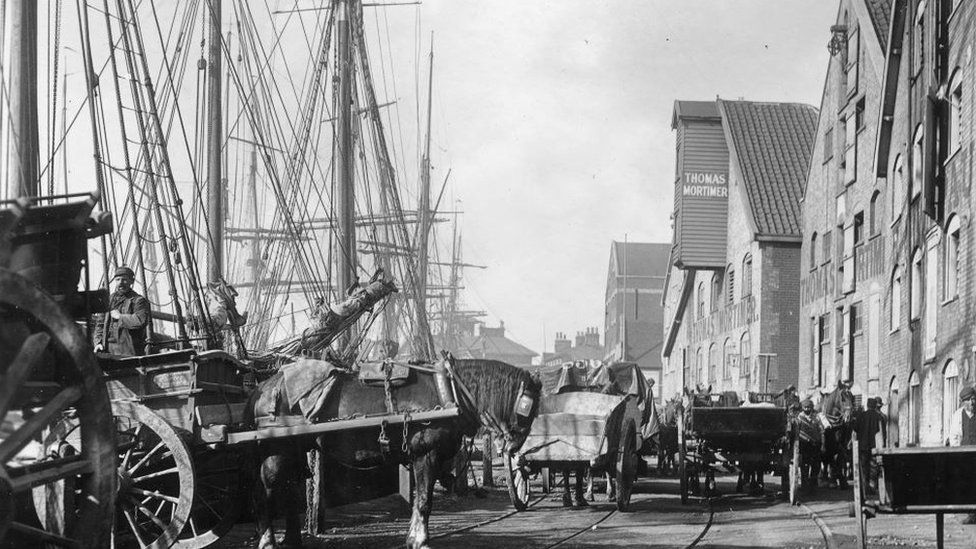 Ipswich awarded 'Heritage Harbour' status - BBC News