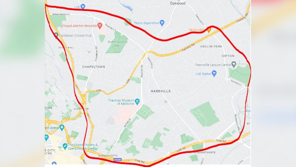 Boy, 15, seriously injured in Leeds machete attack - BBC News