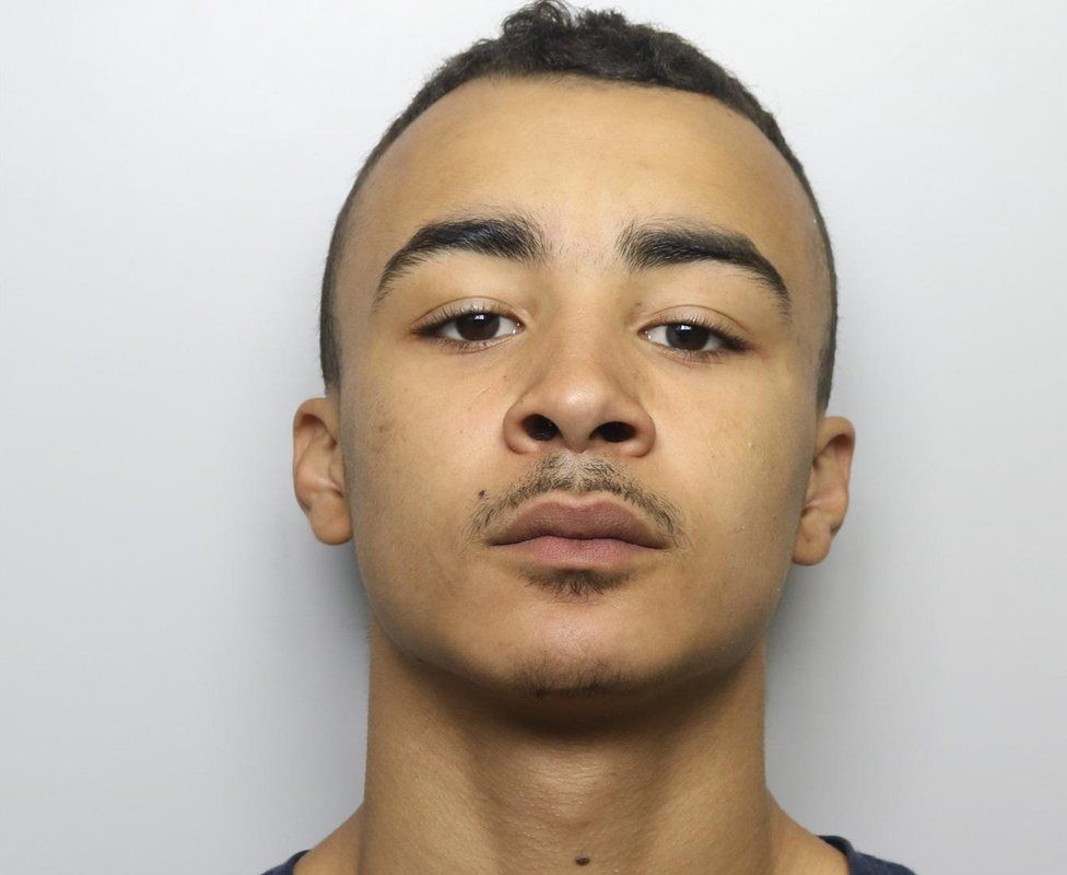 Gangland shooting teen Javarni Cato has sentence increased - BBC News