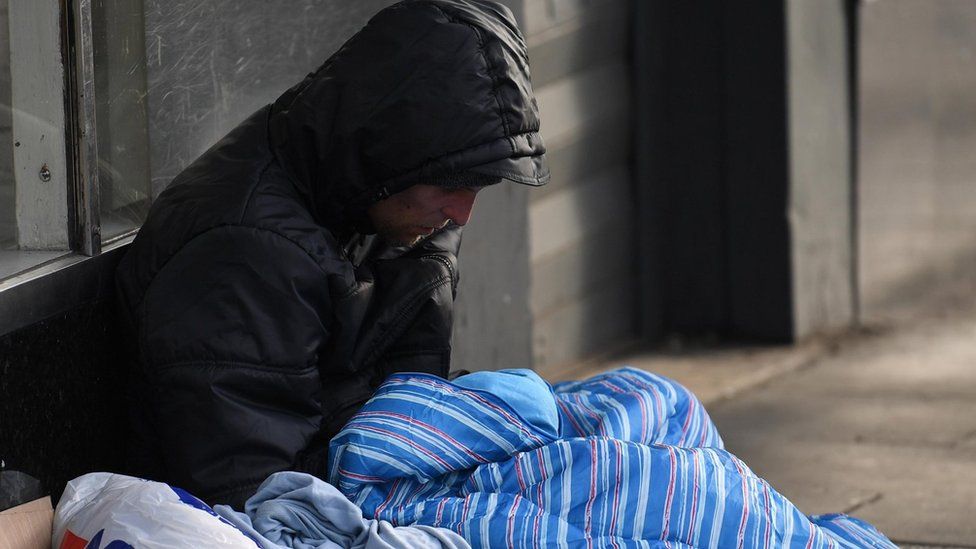 Rough sleeping: London figures hit record high - BBC News
