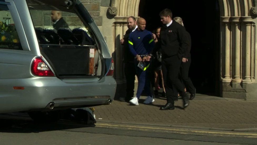 Cardiff crash: Hundreds at funeral of Rafel Jeanne - BBC News