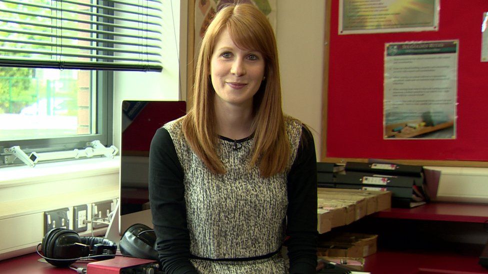 Strathearn choir in final of Songs of Praise competition - BBC News