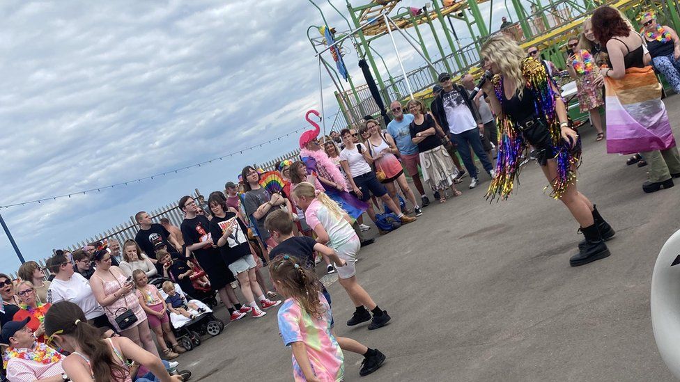 Mablethorpe Pride event gets fresh focus from roaming performers - BBC News