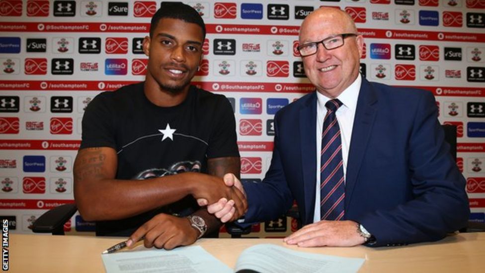 Southampton: Vice-chairman Les Reed leaves the club - BBC Sport