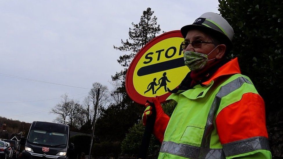 Whitwick: Freedom honour for lollipop lady after 50 years' service ...