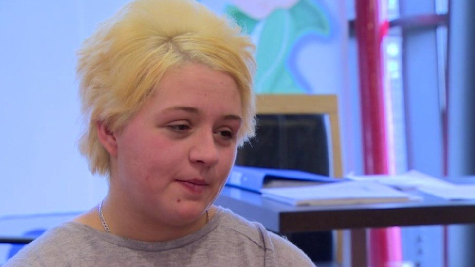 Youth unemployment: Young people in west Belfast voice their ...