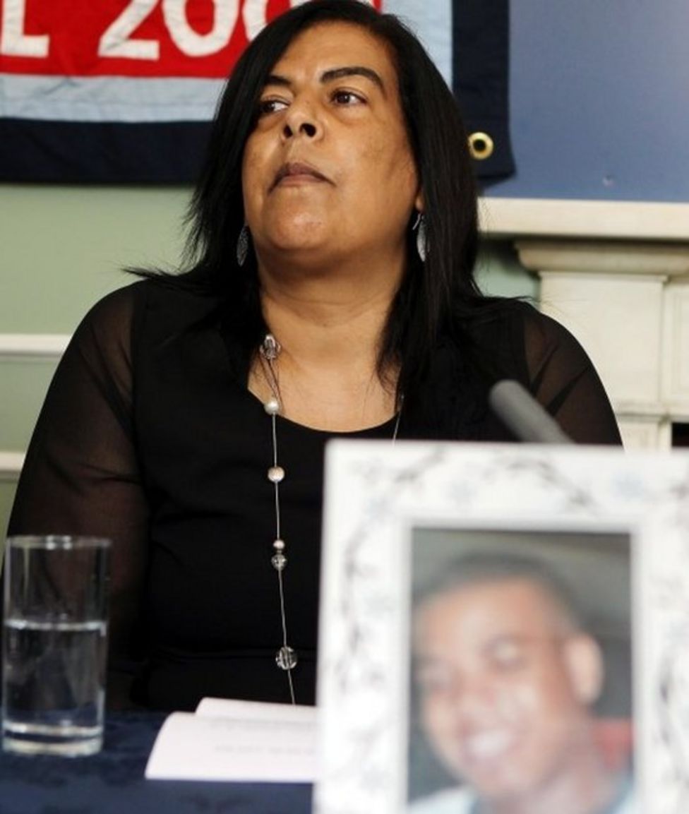 The police marksman cleared of murder in Azelle Rodney case - BBC News